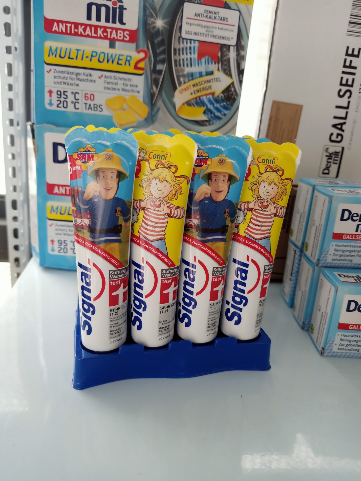 KEM ĐÁNH RĂNG SIGNAL CHO TRẺ EM - Chau Au CH2